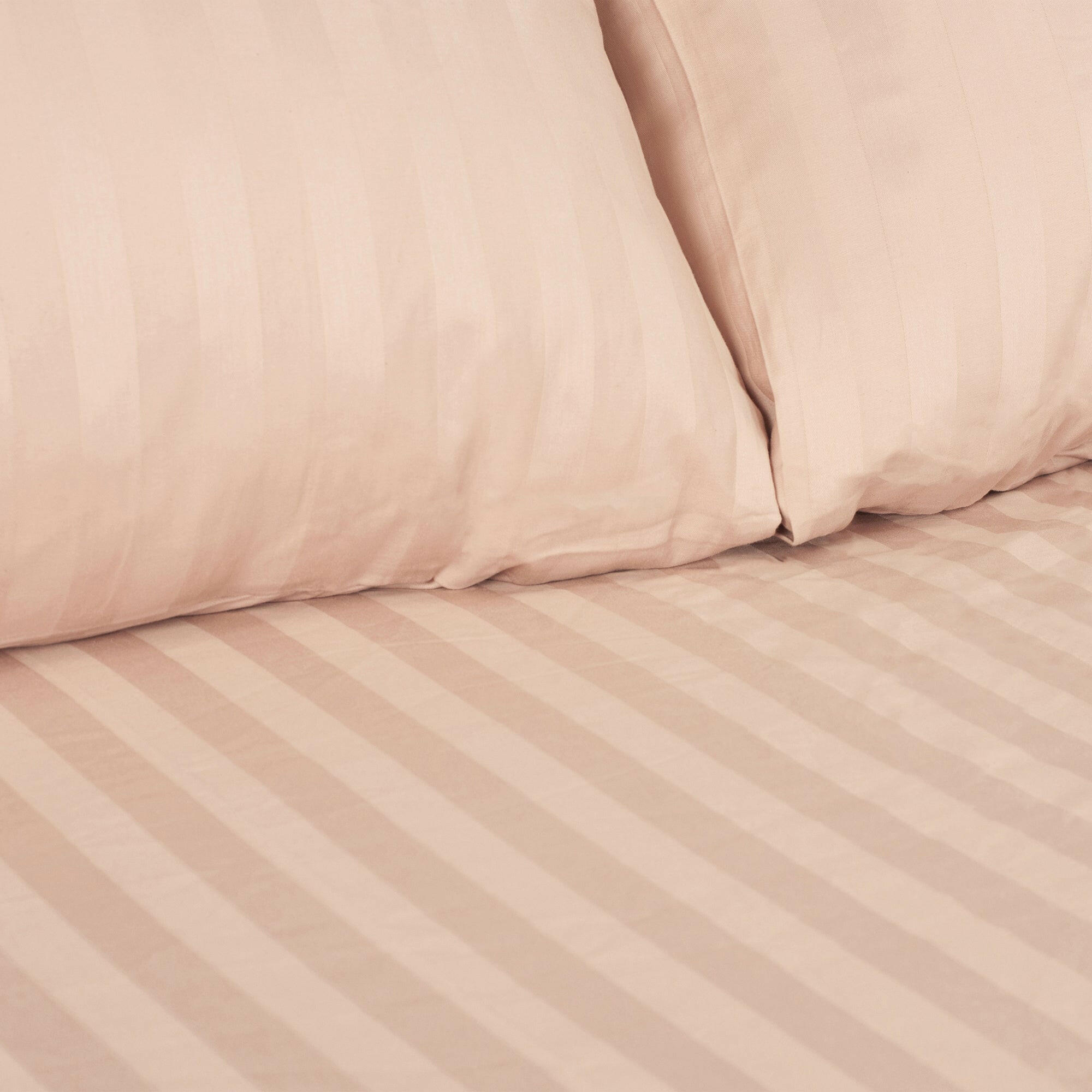 Bed Sheets | Luxury Bedding Sets | Printed & Solid Bedding